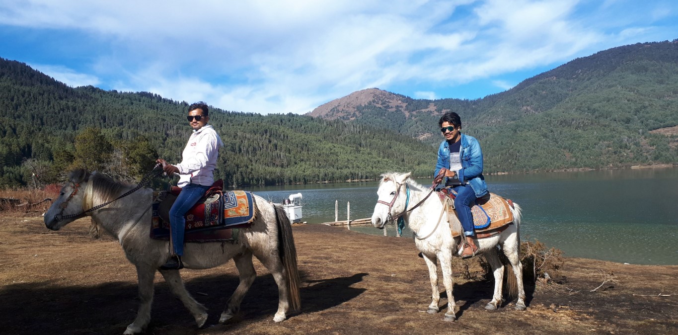 नेपालको सबैभन्दा ठूलो र गहिरो ताल रारामा पर्यटक - Pokhara News